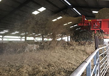 Altec Machinery & Straw Spreading Equipment | Straw Spreader