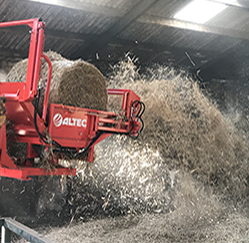 Altec Machinery & Straw Spreading Equipment | Straw Spreader