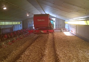 Altec Machinery & Straw Spreading Equipment | Straw Spreader