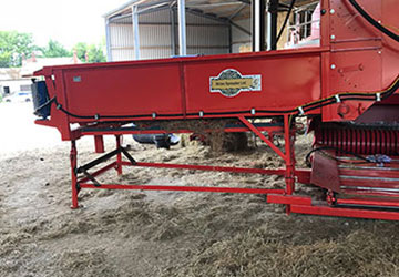 Altec Machinery & Straw Spreading Equipment | Straw Spreader