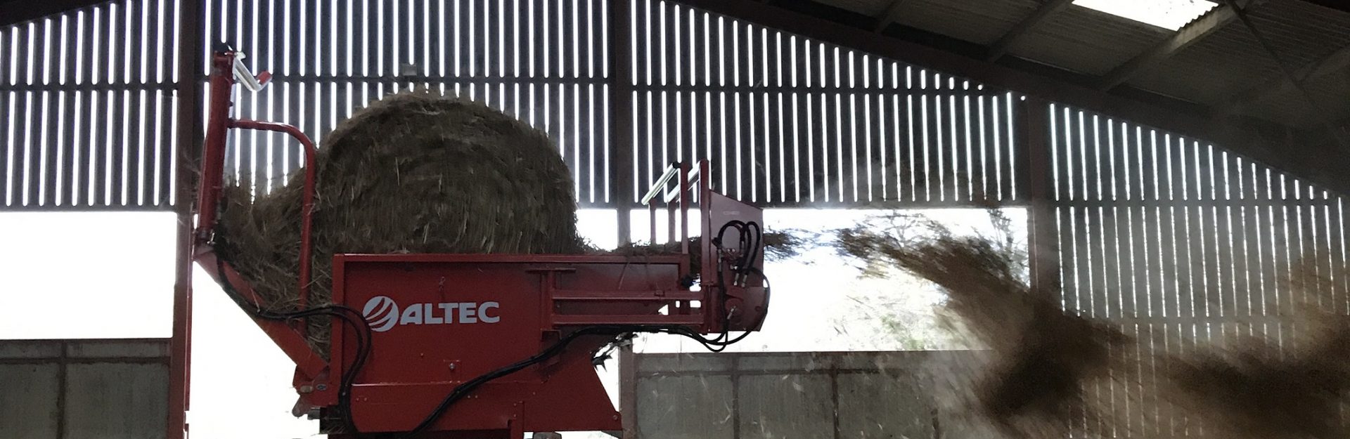 Altec Machinery & Straw Spreading Equipment | Straw Spreader