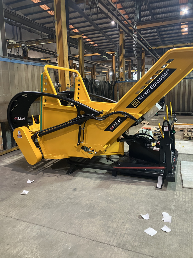 MULTI - Straw Spreader